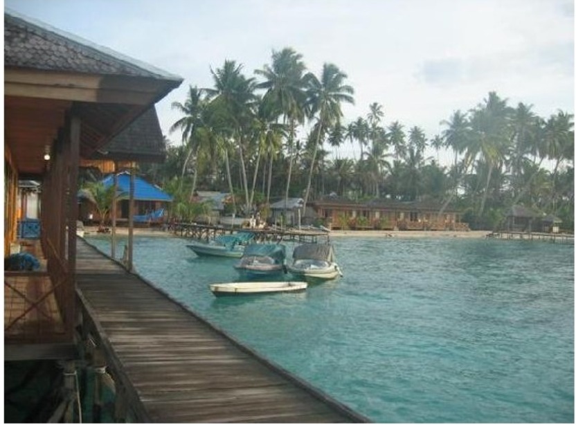 Hotel in Derawan Island