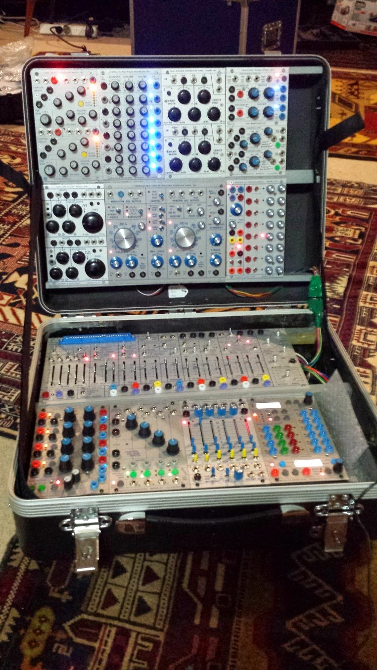JonDent - Exploring Electronic Music: Buchla Case - 16U