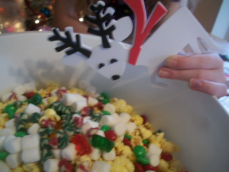 Pams Party & Practical Tips: Reindeer Corn