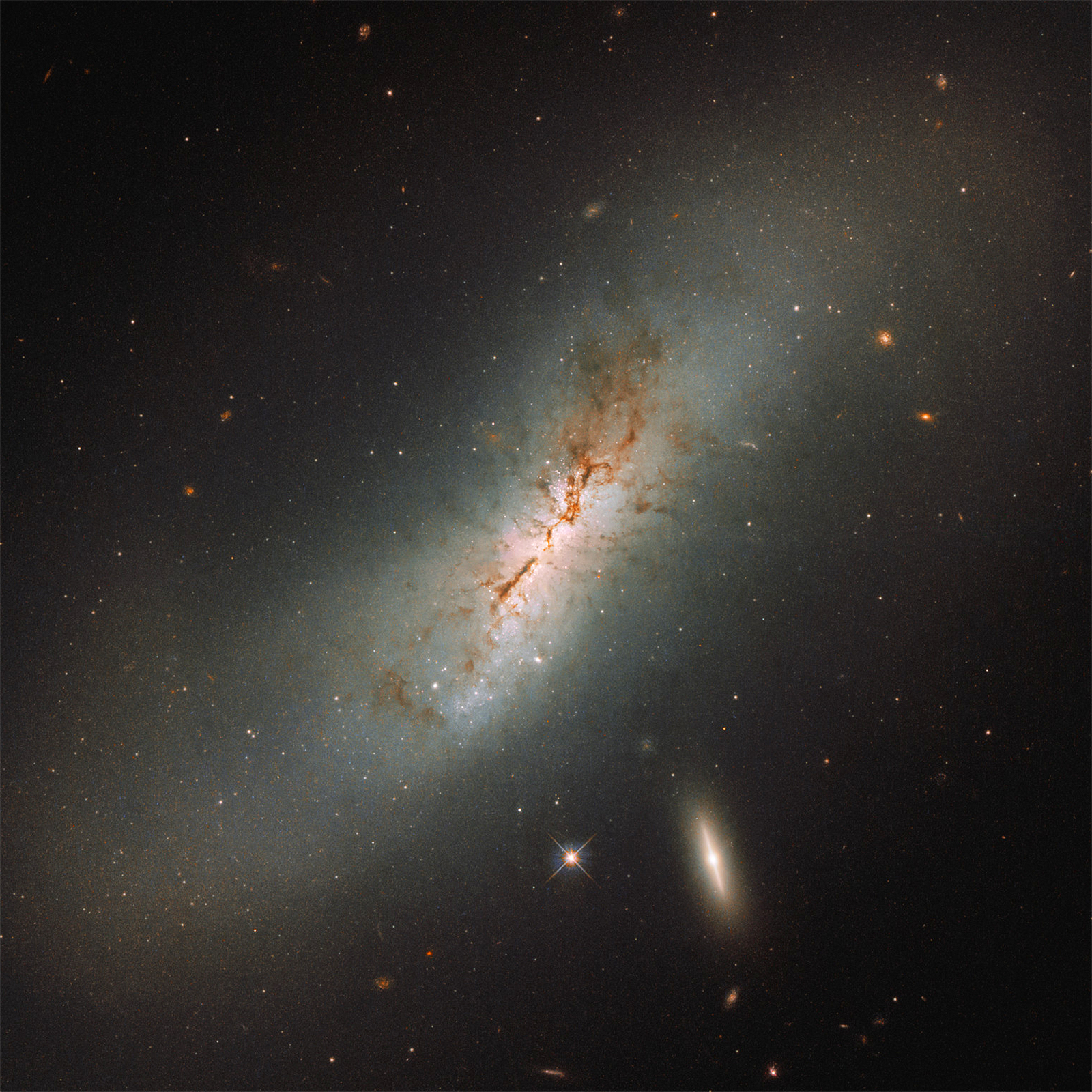 Jean-Baptiste Faure: Spiral Galaxy NGC 4424
