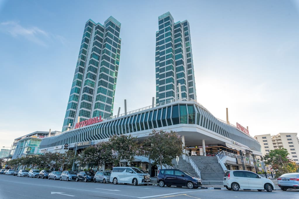 PENANG, MARITIME SEAVIEW DUPLEX [Review]