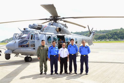 DEFENSE STUDIES: KD Tun Razak Laksanakan Uji Coba Penembakan Torpedo ...