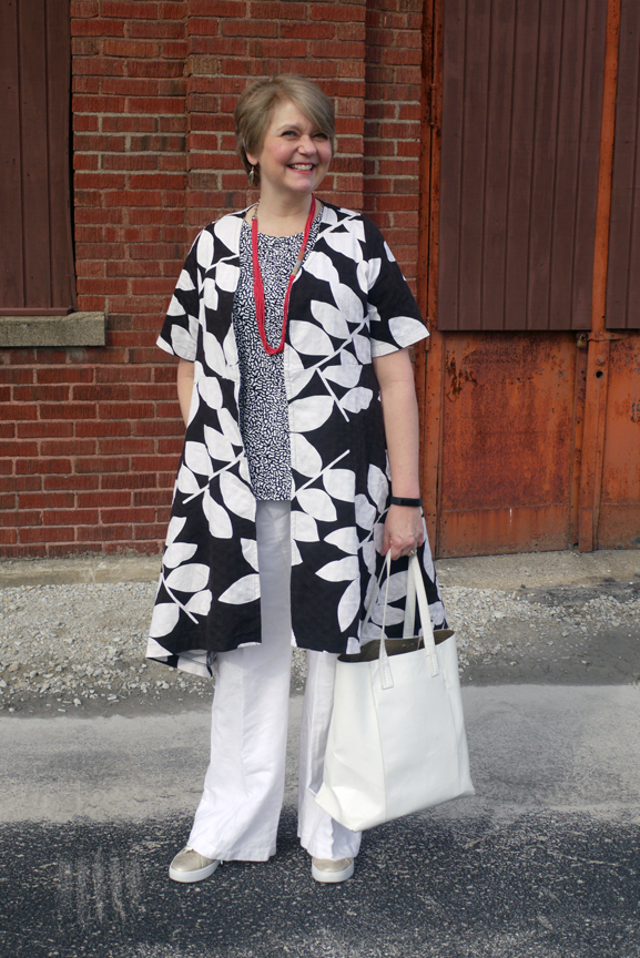 Black and White Topper Butterick 6466