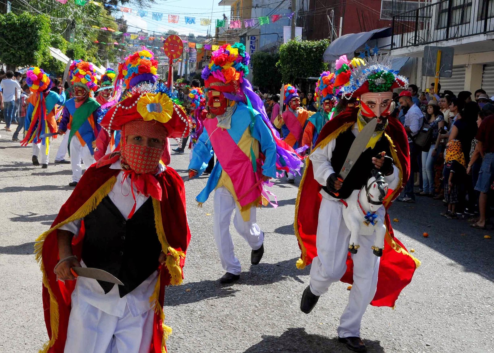 GCP: (VIDEOS) EL PASEO DEL PENDÓN 2014, MOTIVO DE UNIÓN, CULTURA Y ...