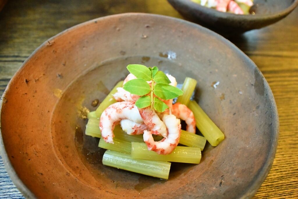 Recipes for Tom: Fuki to ebi no ohitashi / Japanese butterbur and ...