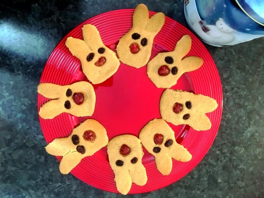 How to Make Rudolph the Reindeer Gingerbread for Christmas