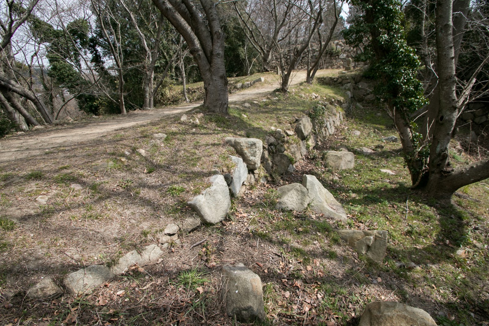 Shimotsui Castle -Castle looking down straight and bridge- | Japan ...