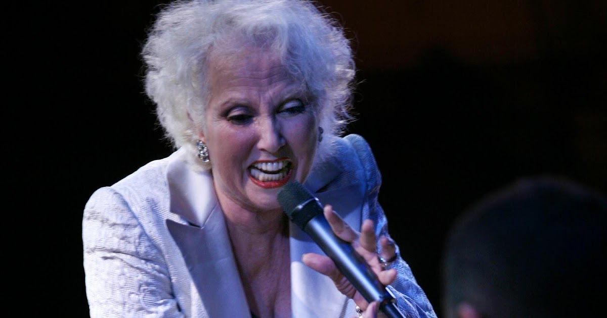 Solitary Dog Sculptor I: Music: Naranjo en Flor Susana Rinaldi en ...