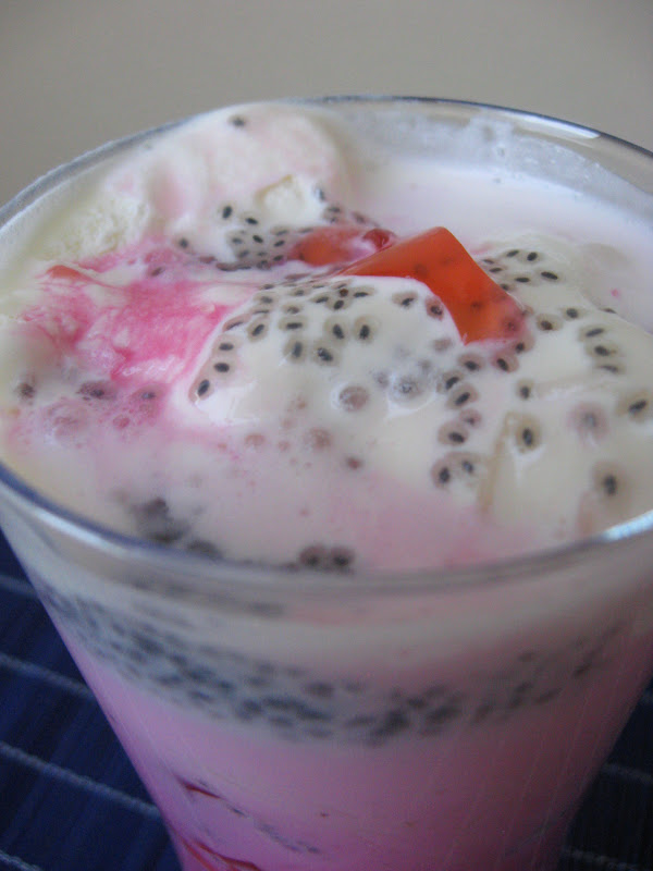 Morsels and Musings: falooda - sweet vermicelli shake