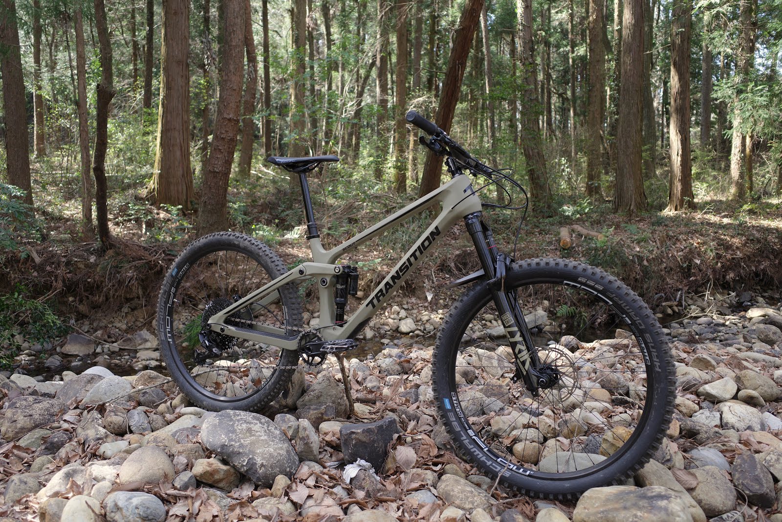 matthewcycle : 2020 TRANSITION SCOUT CARBON レビュー