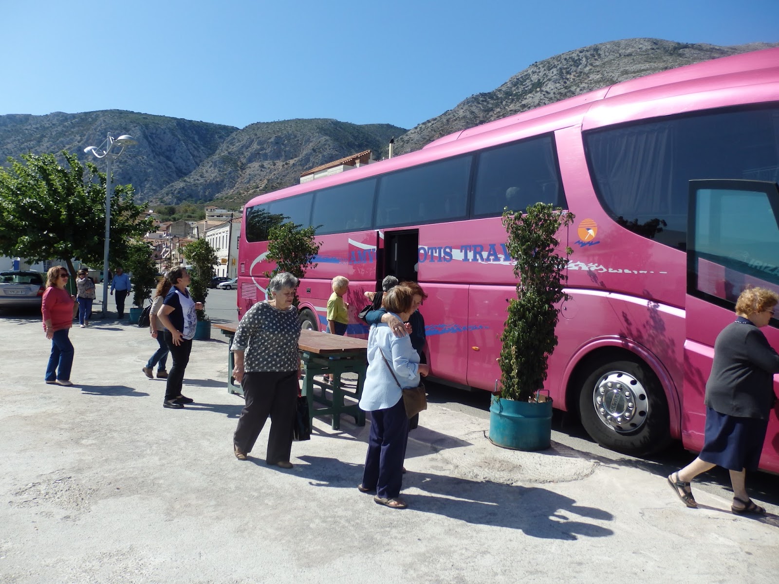 Μένουμε ... Δελβινάκι : Συνέχεια από την εκδρομή...