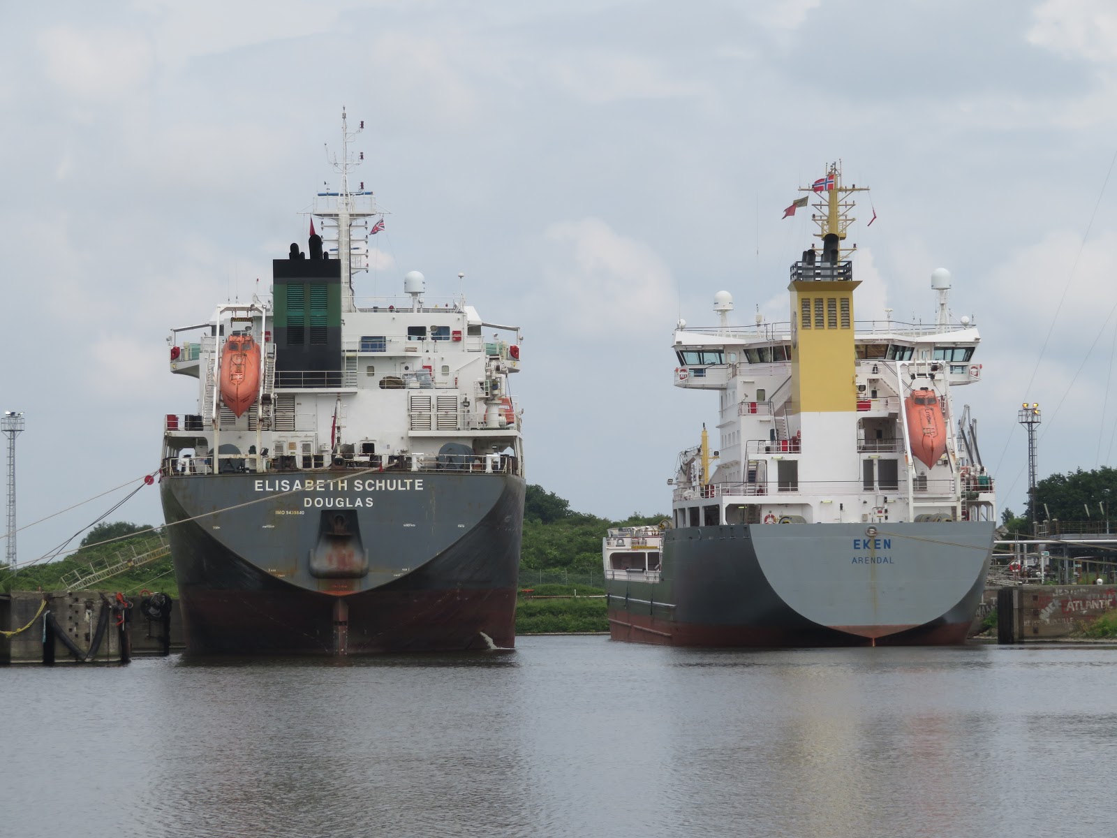 NB Holderness: Wide flat waters.