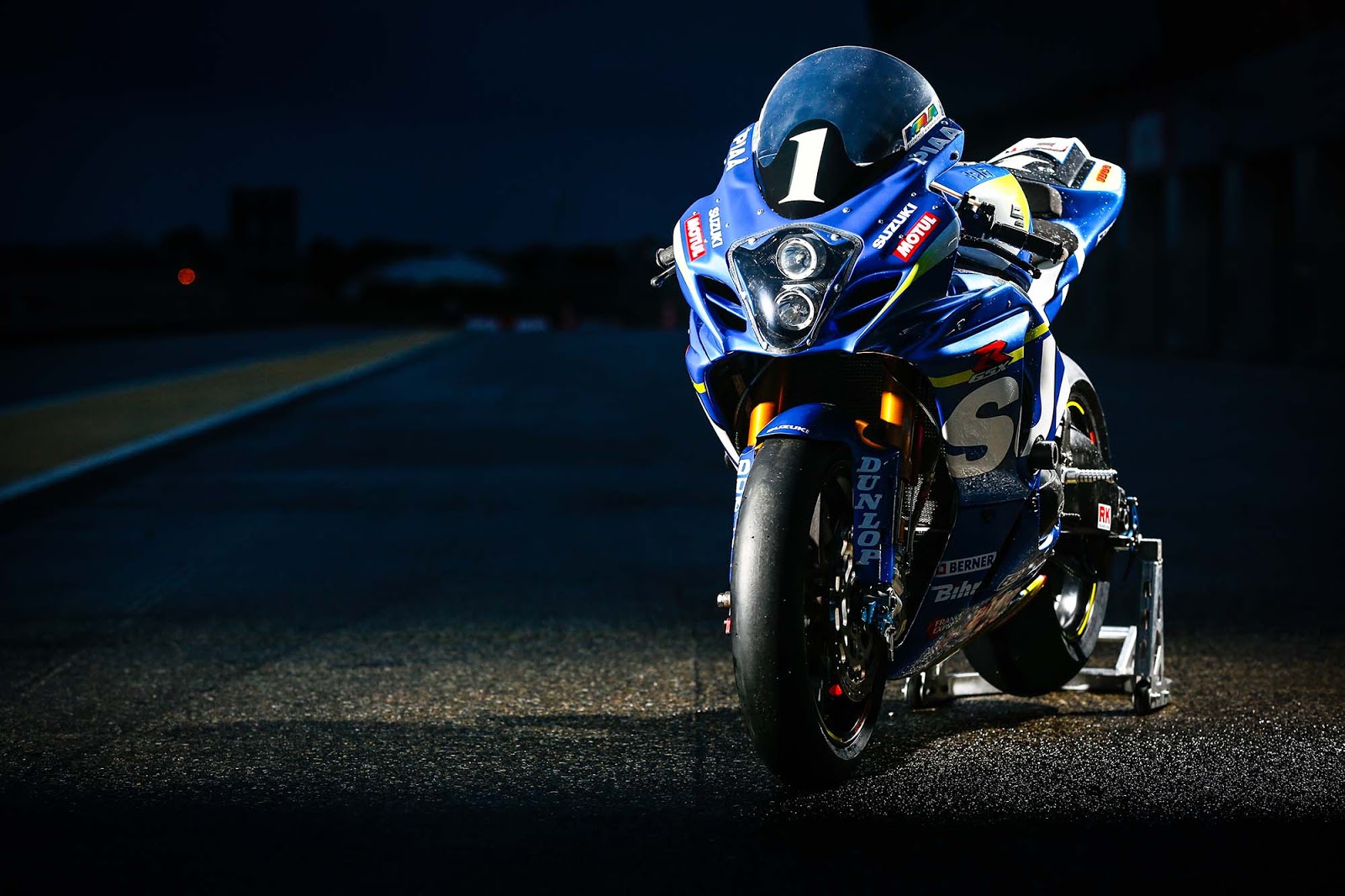 Racing Cafè: Suzuki GSX-R 1000 Team SERT 2016