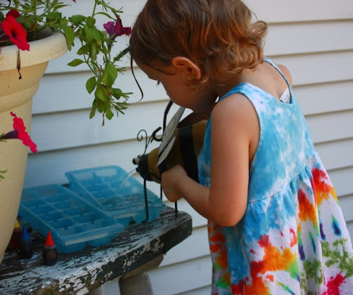 Juise: Color Mixing for Little Hands - Ice Cubes