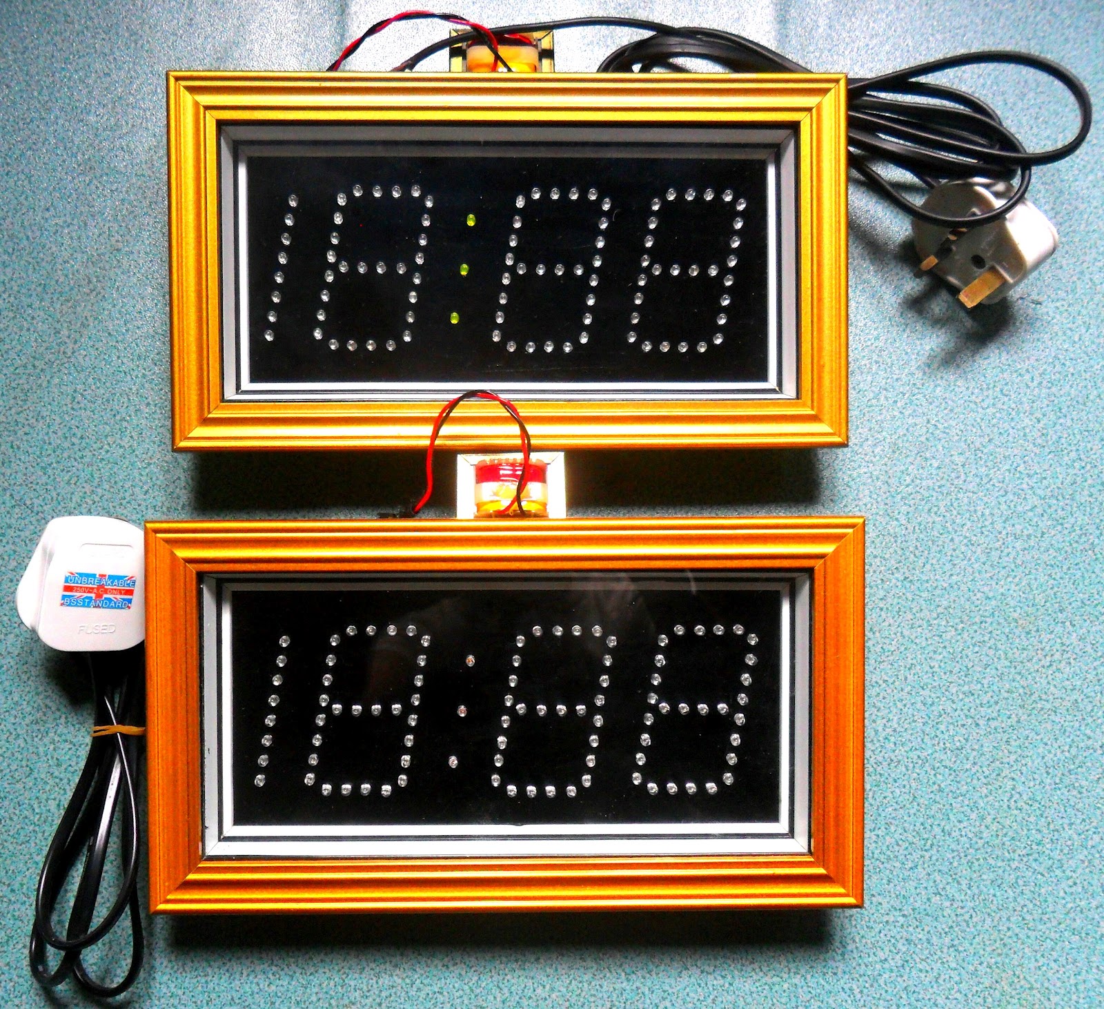 JIMAT MINYAK 1234: JAM DIGITAL