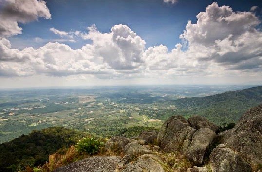 nature tourism: Hills and Mountains in Malaysia also Tips to go hiking.