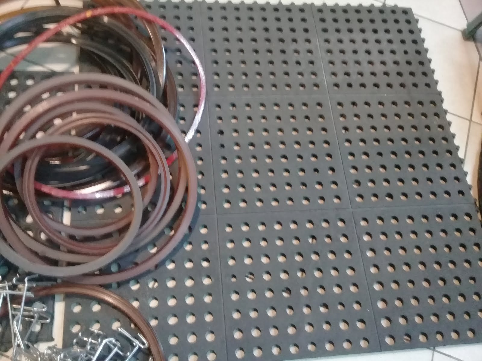 Rubber Flooring, EPDM rubber GRANULES, Running track kontraktor ...