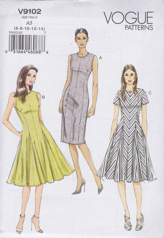 Aesthetic Nest: Sewing: My Bias Striped Godet Dress (Vogue 9102)