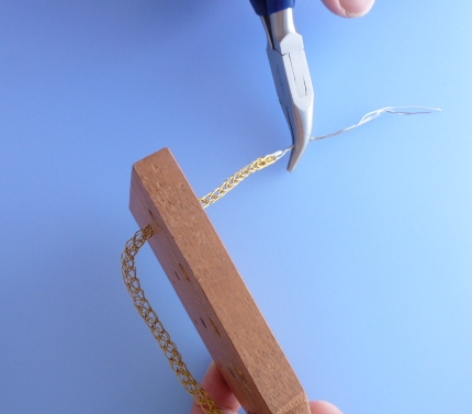 Lazee Daizee Viking Knit Tool Review / The Beading Gem