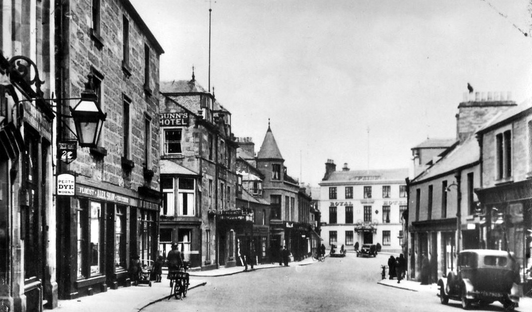 Tour Scotland: Old Photographs Blairgowrie Perthshire Scotland