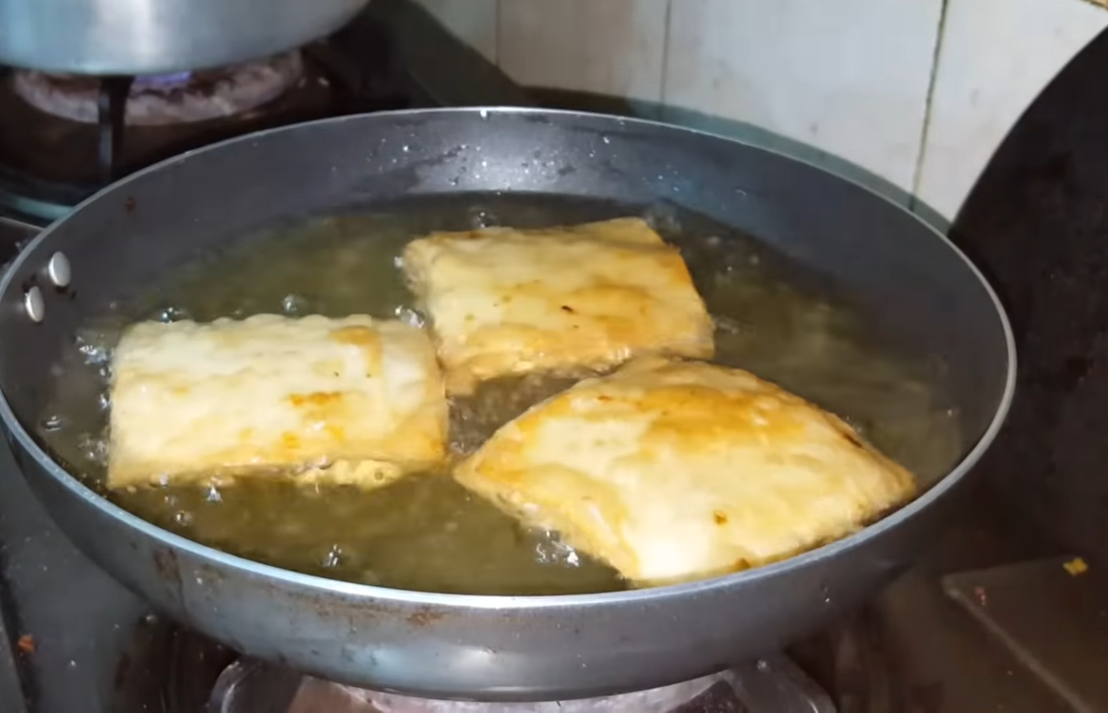 CRISPY CHICKEN BOX PATTIES - Cuisine Valley - Special Recipes From Cooking