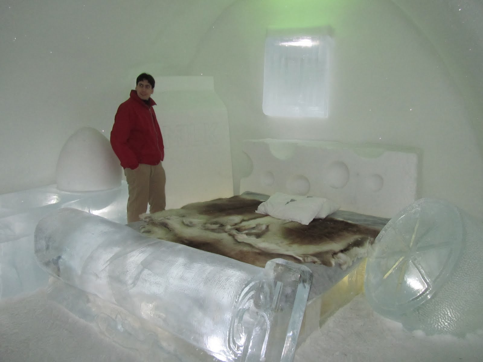 Posted by captain tarek dreams at 4:59 PM