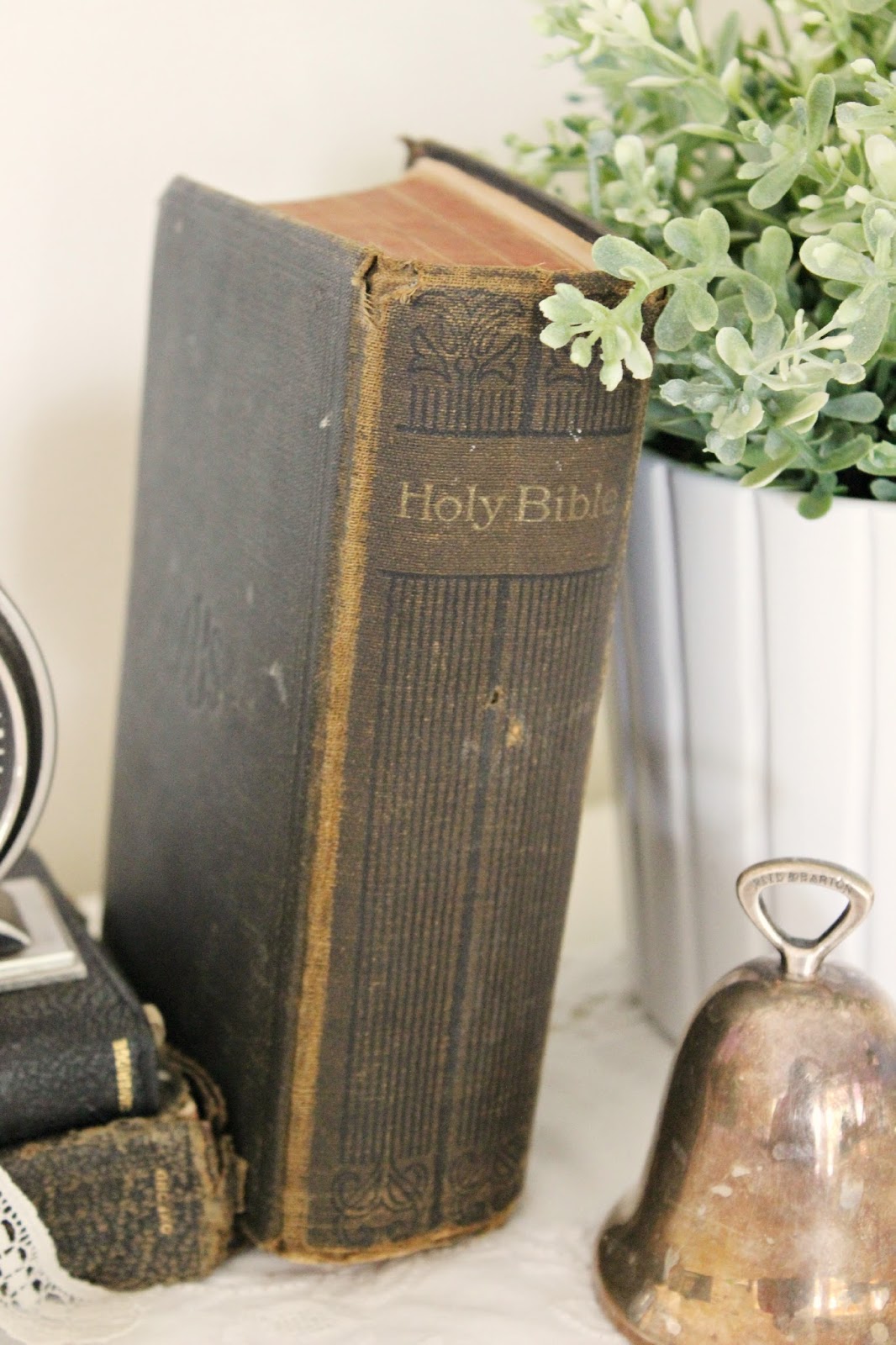 Happy At Home: Vintage Bibles