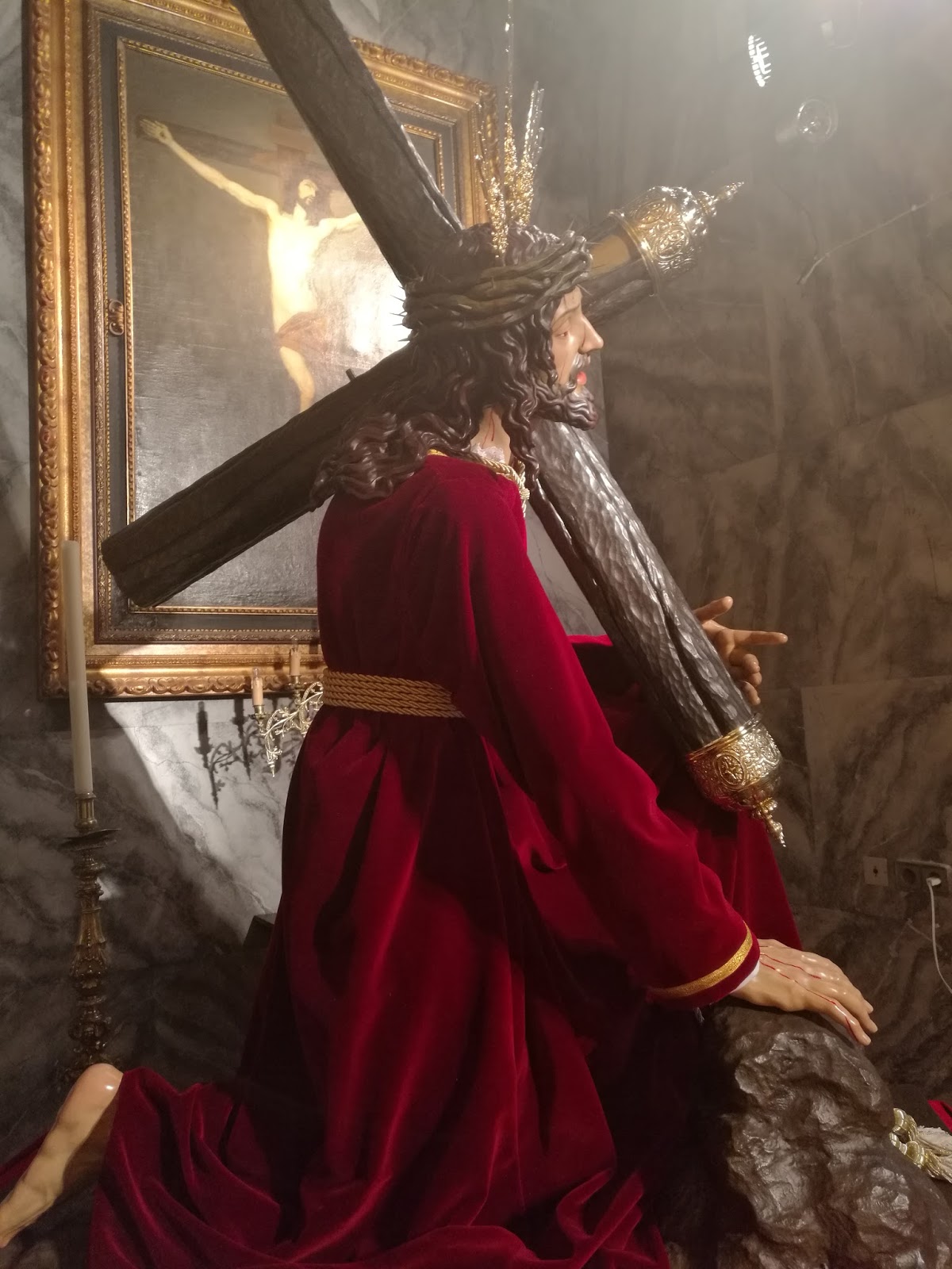 Pasos y Palios: TOMAR LA CRUZ Y SEGUIRLE