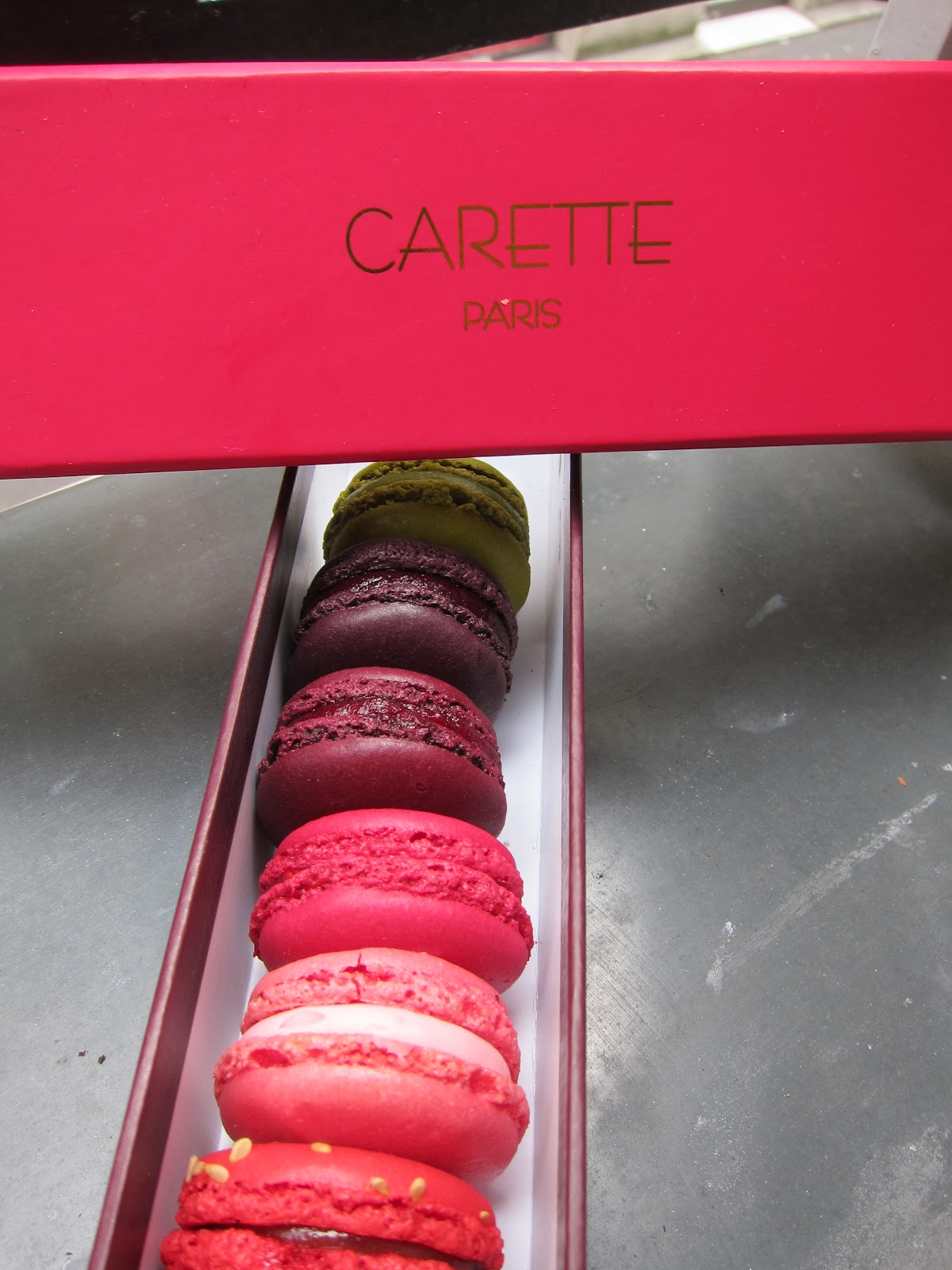 MEAL MAVEN: Le Macaron Français!