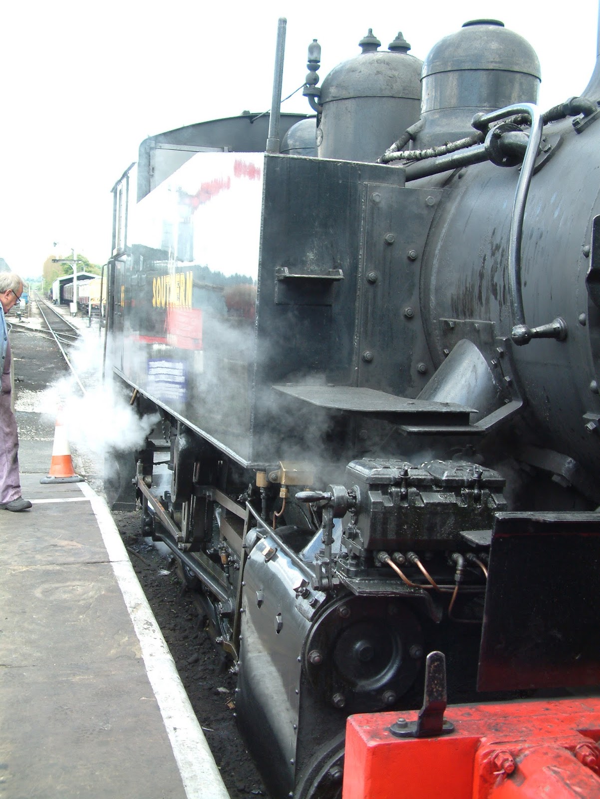 Steam Memories: Southern railways USA S100 dock tank