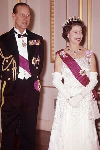 Darjah Kebesaran HM Queen Elizabeth II