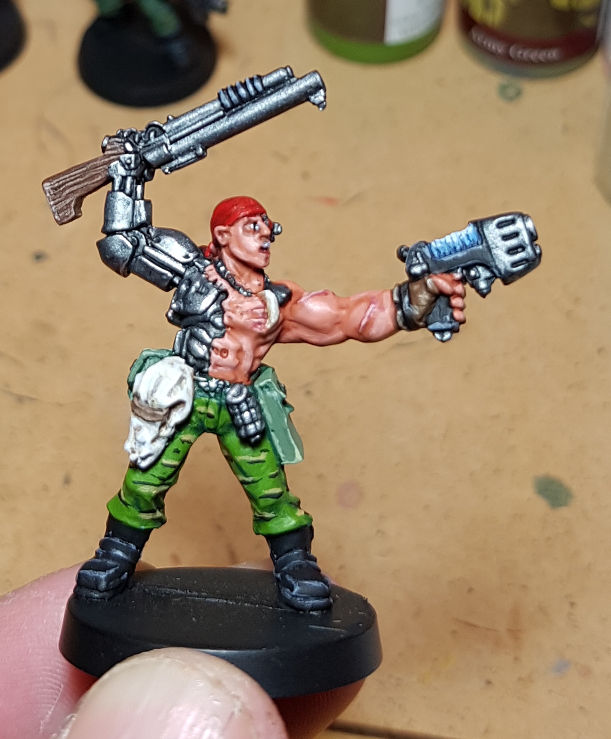 40K Astra Militarum - more Catachan HQ