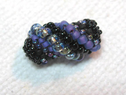 Cellini spiral beaded beads