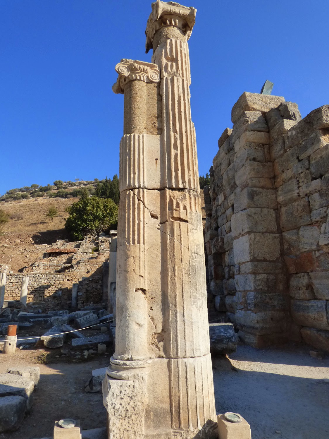 Footloose with Diana: Ephesus - the little details