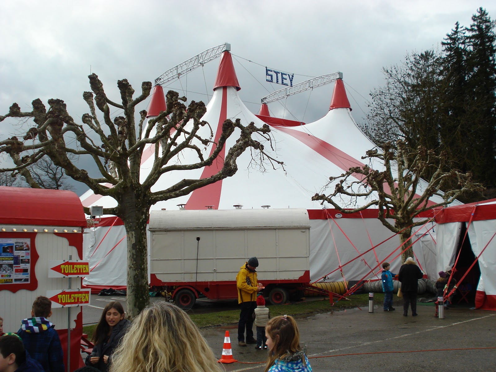 CIRCORAMA PART II: CIRCUS STEY (ZWITSERLAND) NEEMT PRACHTIGE NIEUWE ...