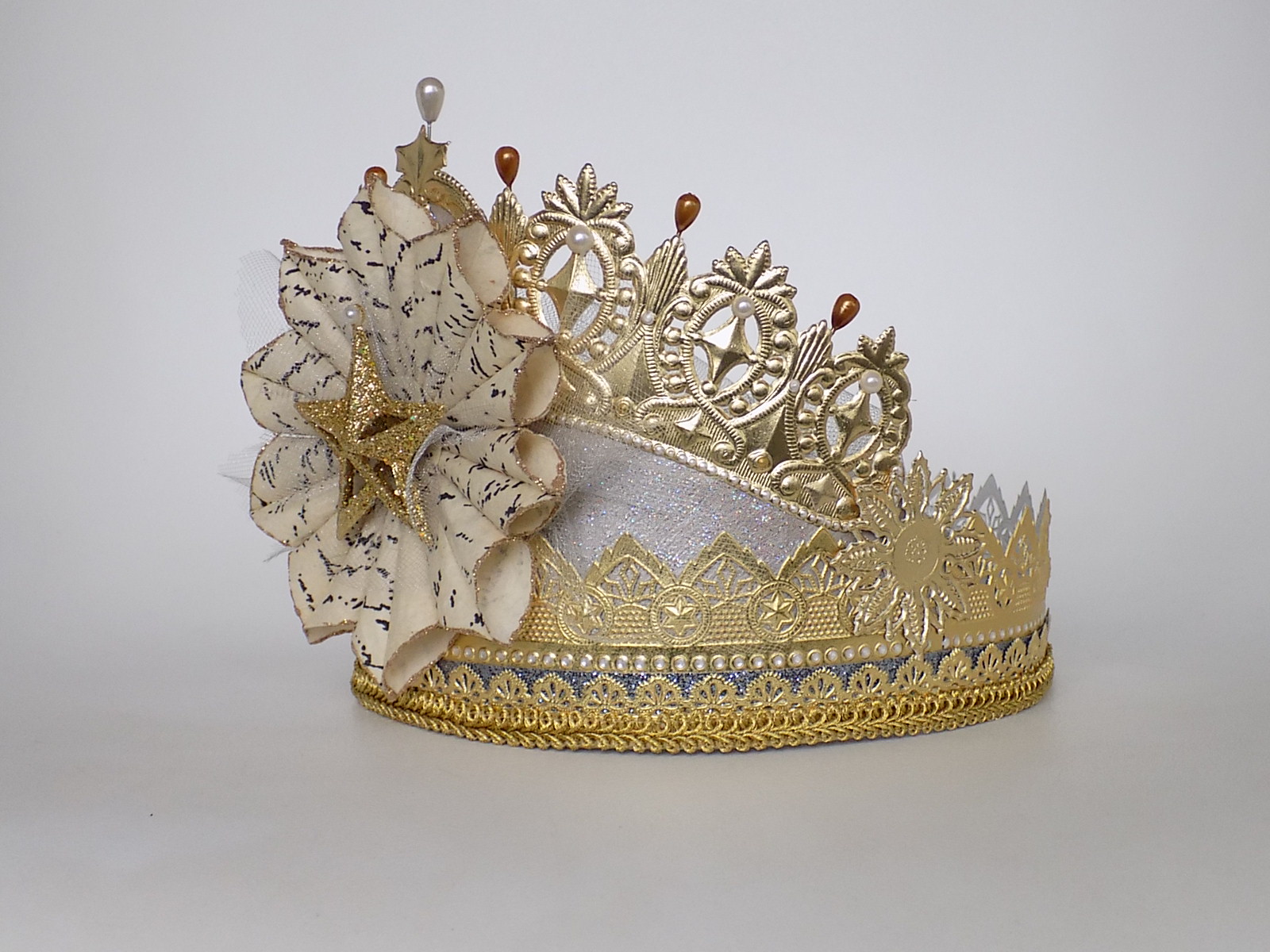 flew the coop: Gilded Crown