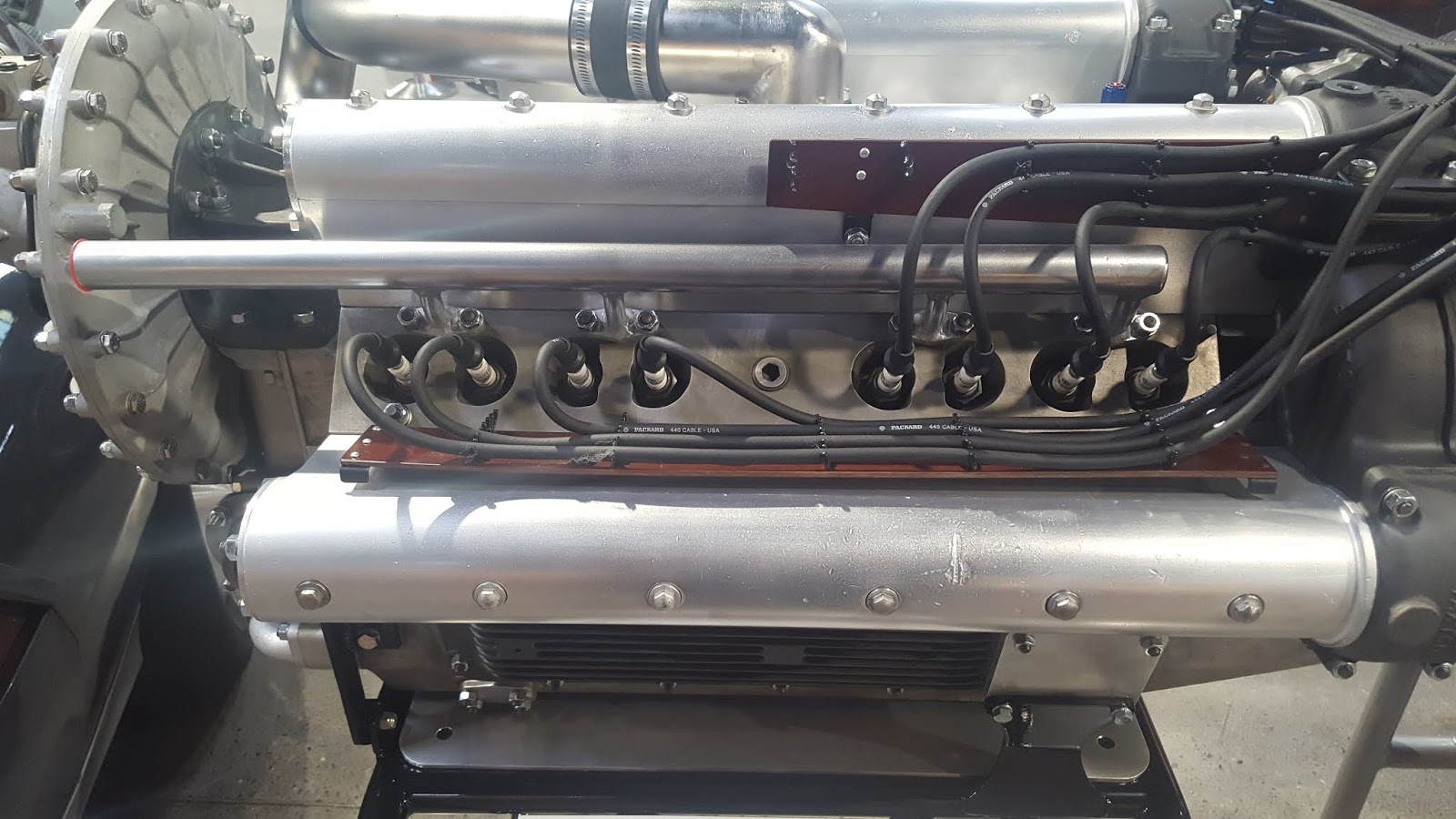 POPPA WHEELIE: The Screamin' Novi V8