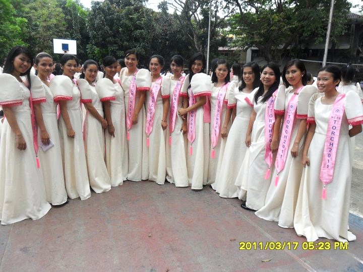 A Teacher's Charmed Life: Ang Pagdiriwang ng Sulo (The Torch Ceremony)