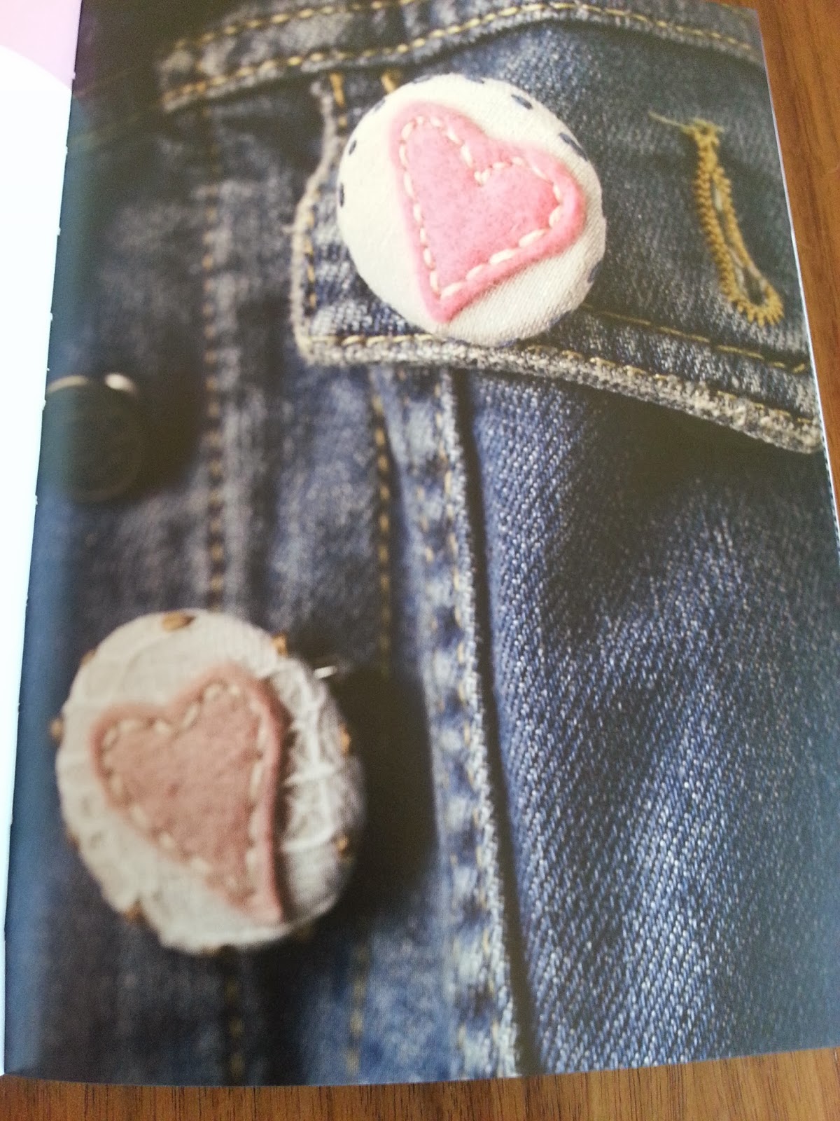 Stitched Fabric Brooches ~ Book Review ~ Crochet Addict UK