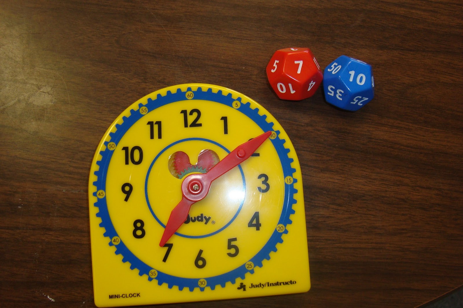 the-elementary-math-maniac-common-core-standards-for-telling-time-and