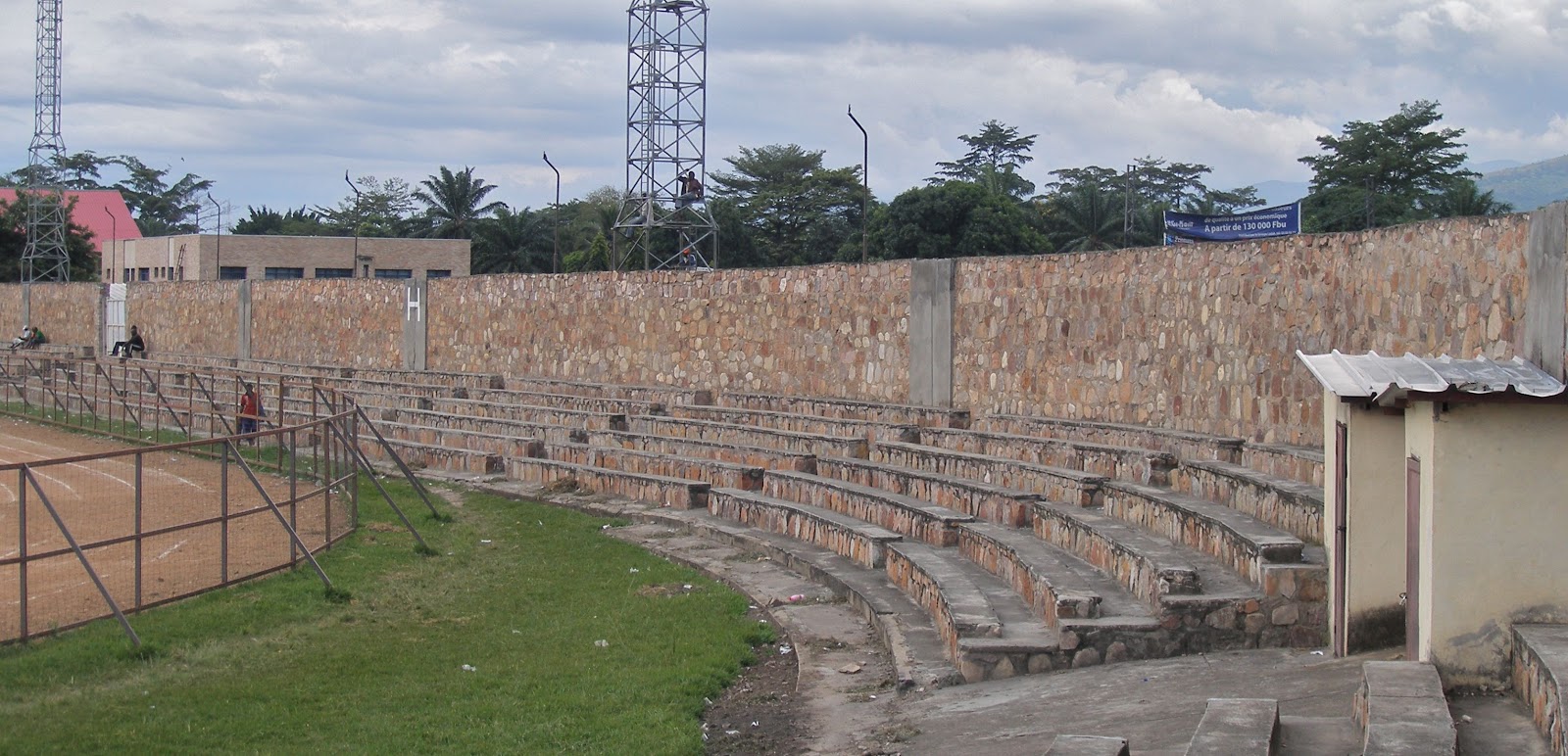 Stay-At-Home Indie Pop: 2012: Six Countries, Six Stadiums