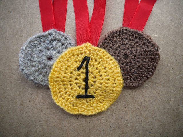 SewHappy Stitchery: Going for Gold - Crochet Olympic Medals and Free ...