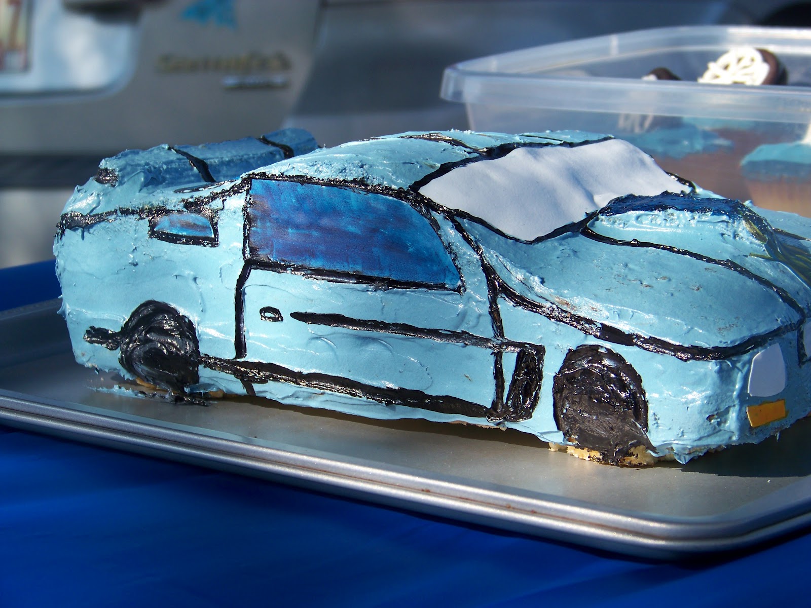 Kris' Kaleidoscope: Mustang Car Cake