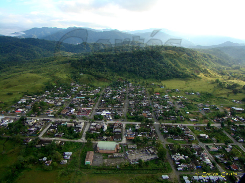 FOTOGRAFÍA AÉREA DE COLOMBIA: Mutatá - Antioquia