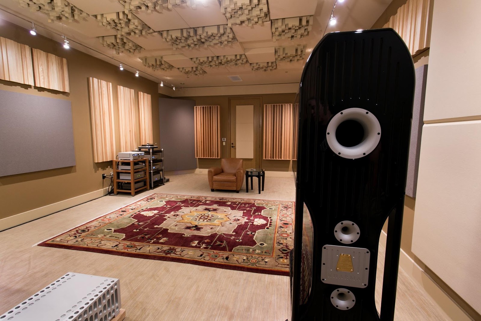 Boulder Amplifiers beautiful system – M & S | Ultimate High-Fidelity