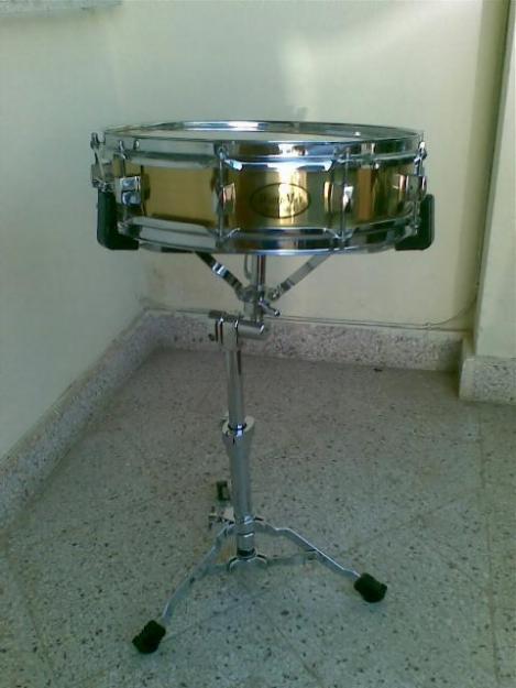 instrumentos de bandas de paz: caja o tarola