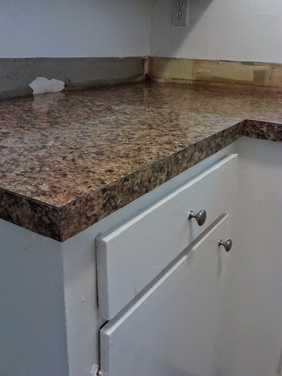 Odds & Ends: COUNTERTOP