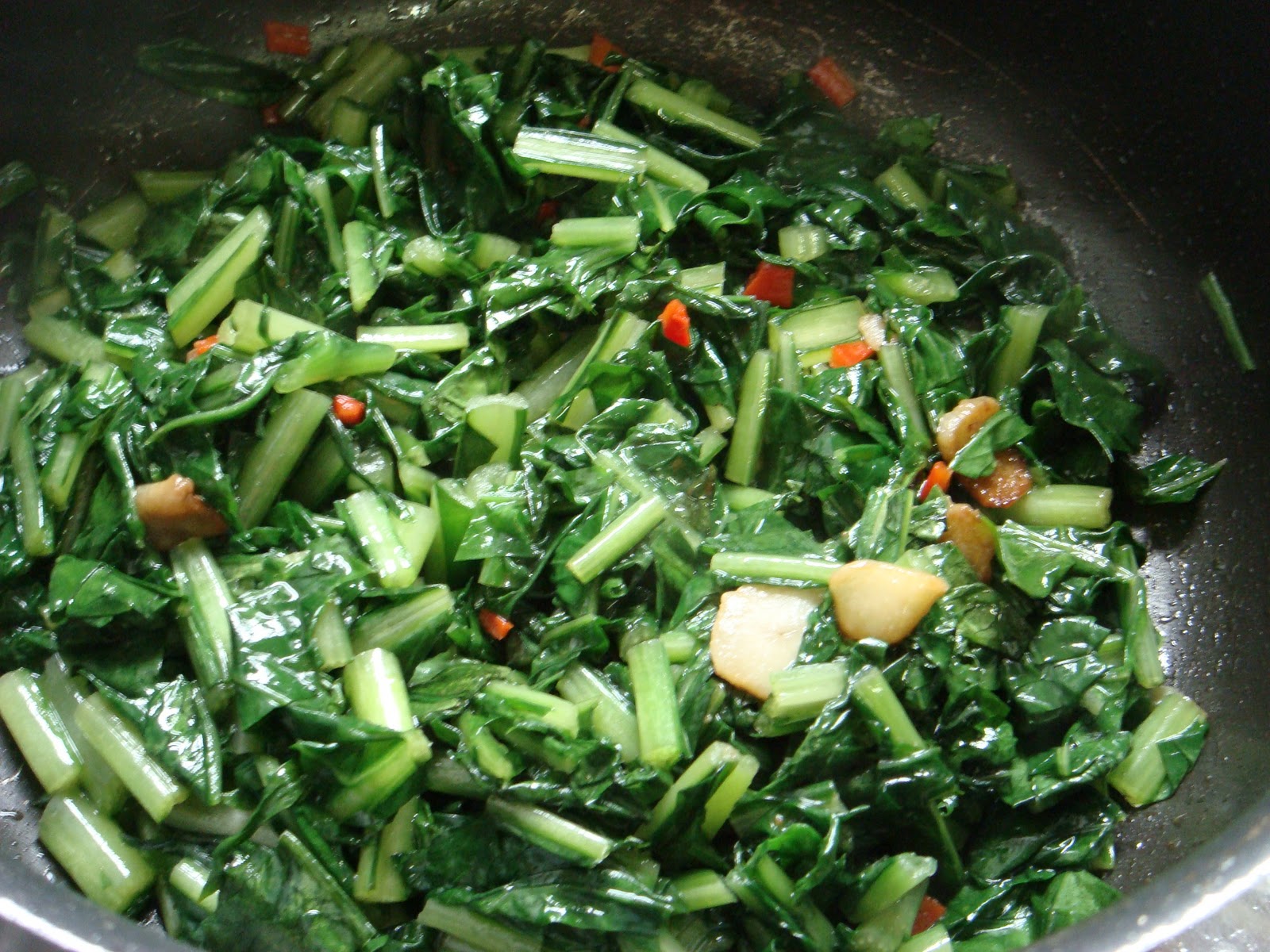 Receitinhas da Tere: Catalonha Refogada