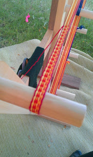 CaySwann Crafts: Inkle, inkle, tabby-weave inkle!