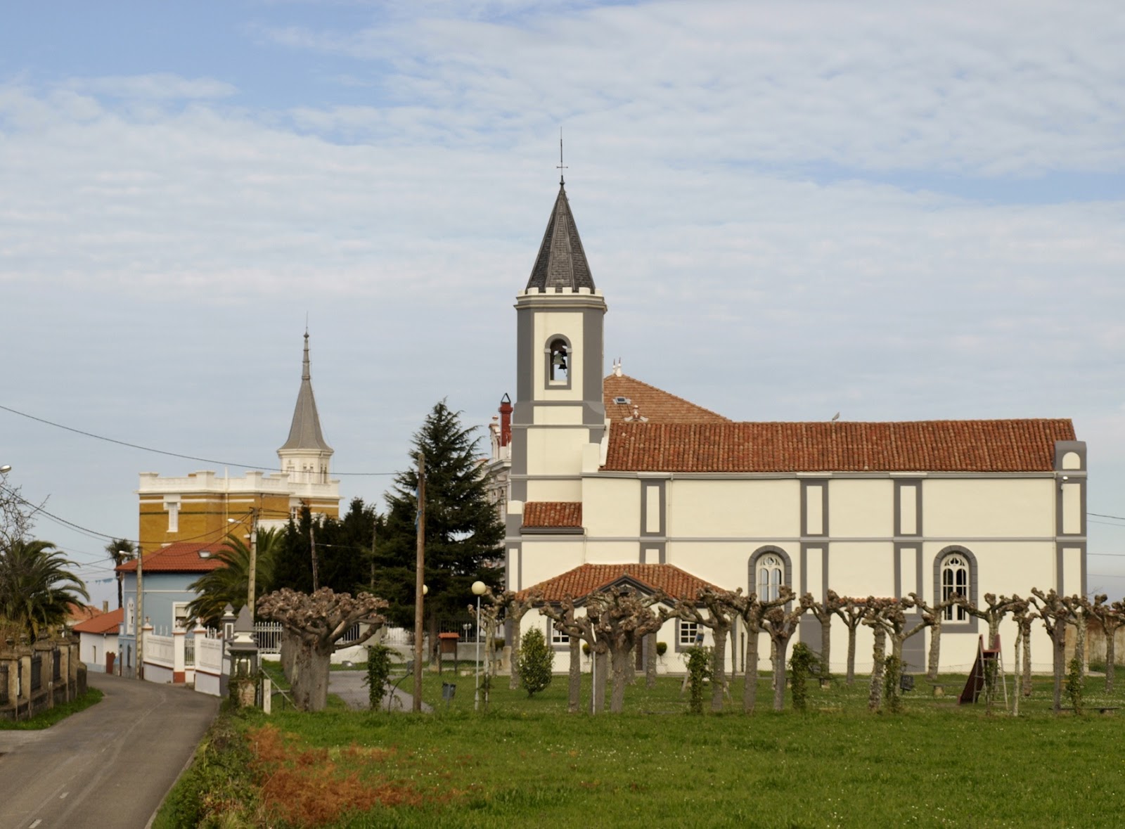 El Rincón de Anina: Blogger Traveller Julio Asturias: Edificios singulares.